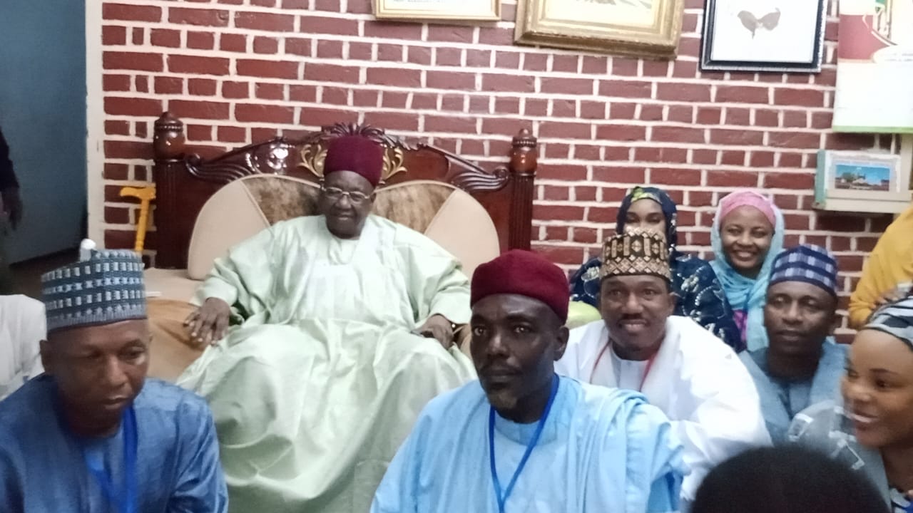 Shehu of Borno Prays for Lasting Peace in Nigeria and Niger Republic, Extols the Virtues and ...